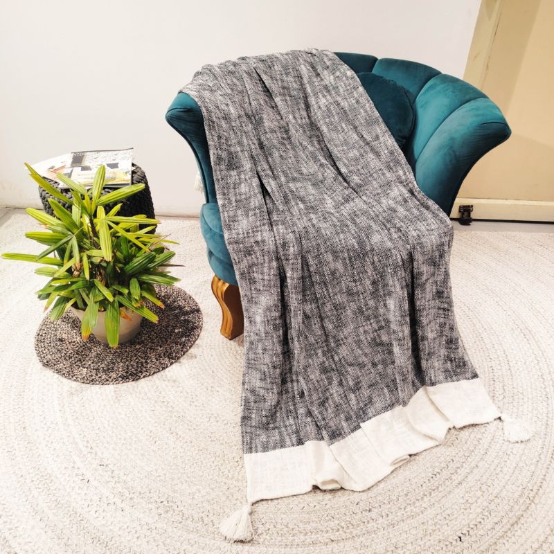 Koc tkany 130 x 170 cm melanż czarno biały | Majsterkowanie w Castoramie