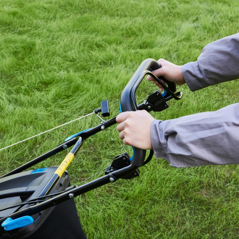 Kosiarka spalinowa z napędem MacAllister Roller B&S