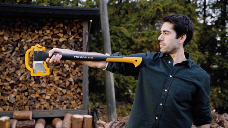 Toporek Fiskars XXS-X5 | Majsterkowanie w Castoramie