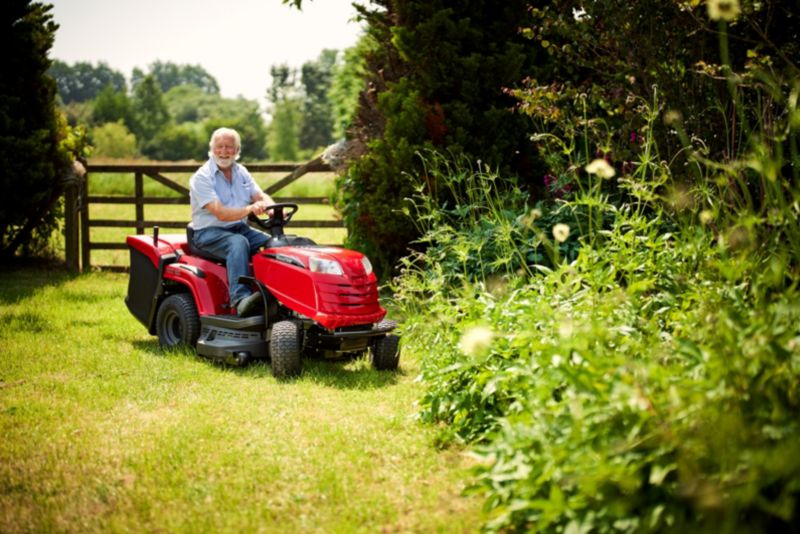 Traktor Mountfield MTF 98H ST 450